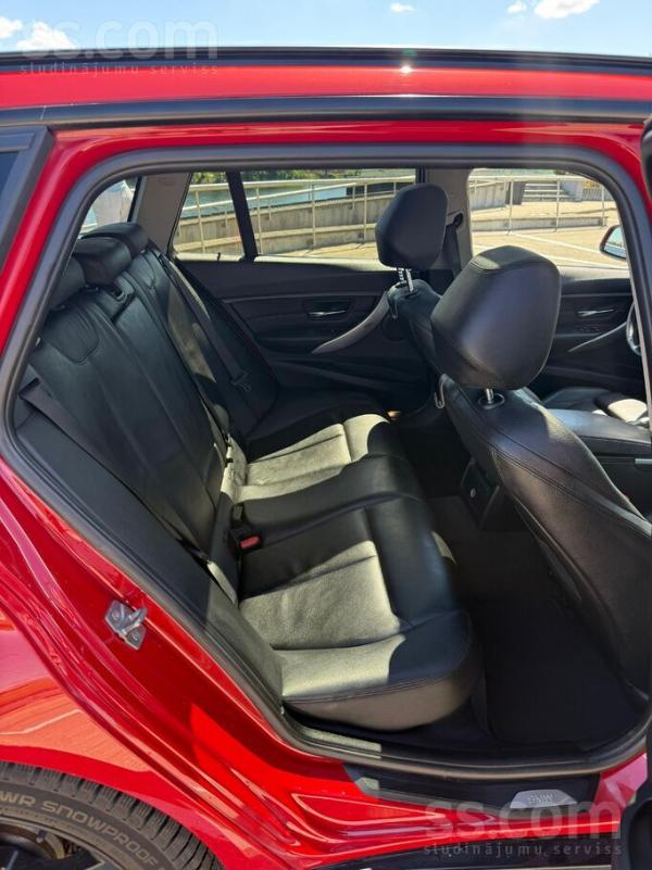 Red BMW 330 2014 in Riga, with an engine capacity of 3.00 L and mileage of 214 thousand km for 12000 €, photo 10 on AUTOMOTO.COM.LV
