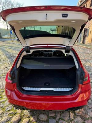 Red BMW 330 2021 in Klaipeda, with an engine capacity of 2.00 L and mileage of 51 thousand km for 22999 €, photo 22 on AUTOMOTO.COM.LV