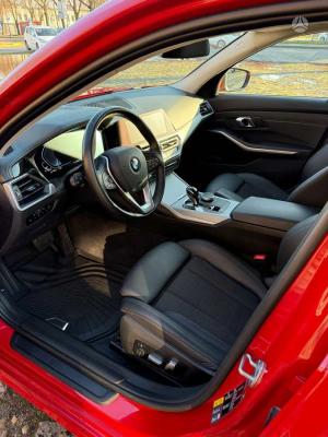 Red BMW 330 2021 in Klaipeda, with an engine capacity of 2.00 L and mileage of 51 thousand km for 22999 €, photo 40 on AUTOMOTO.COM.LV