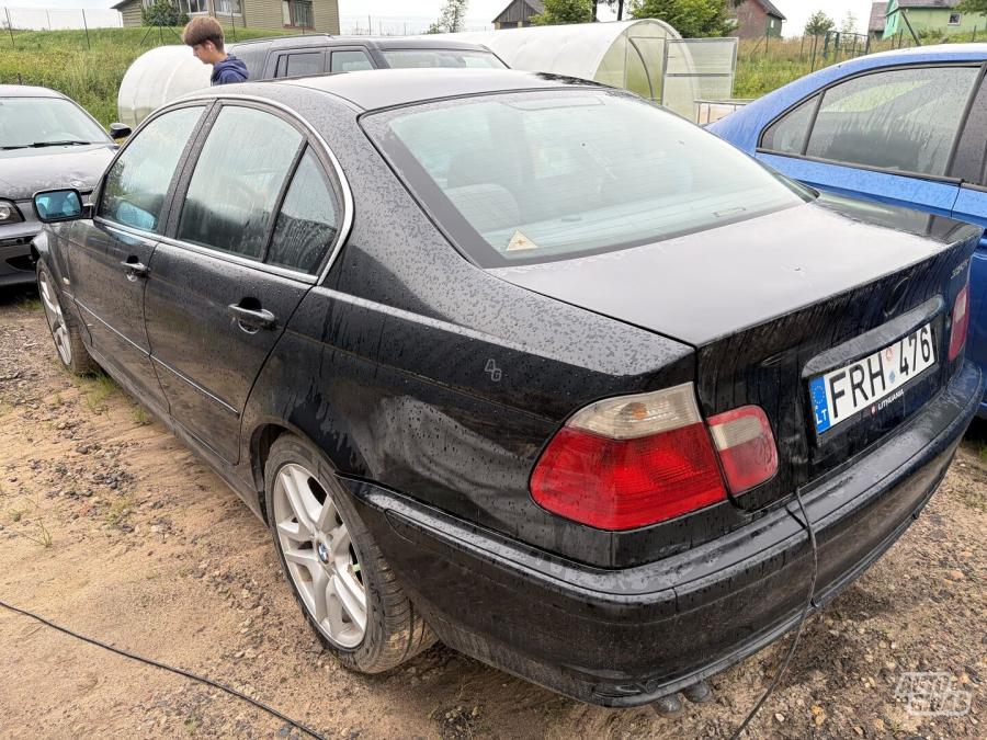 BMW 330 2001 in Vilnius, with an engine capacity of 3.00 L and mileage of 0 thousand km for 1200 €, photo 6 on AUTOMOTO.COM.LV