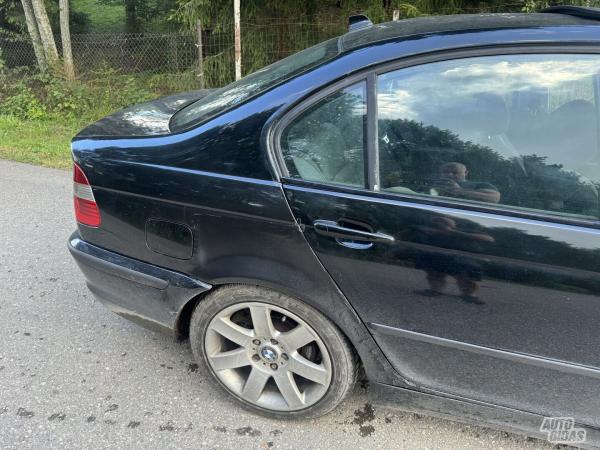 BMW 330 2004 in Vilnius, with an engine capacity of 3.00 L and mileage of 347 thousand km for 1350 €, photo 10 on AUTOMOTO.COM.LV