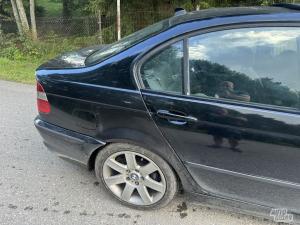 BMW 330 2004 in Vilnius, with an engine capacity of 3.00 L and mileage of 347 thousand km for 1250 €, photo 11 on AUTOMOTO.COM.LV