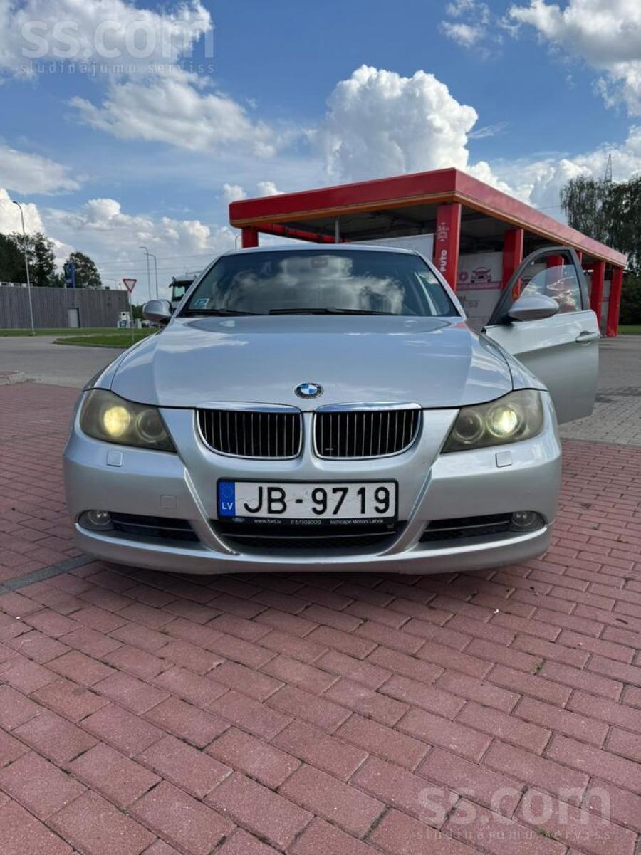 BMW 330 2005 in Jelgava, with an engine capacity of 3.00 L and mileage of 321 thousand km for 4000 €, photo 1 on AUTOMOTO.COM.LV