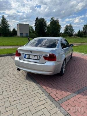BMW 330 2005 in Jelgava, with an engine capacity of 3.00 L and mileage of 321 thousand km for 4000 €, photo 3 on AUTOMOTO.COM.LV