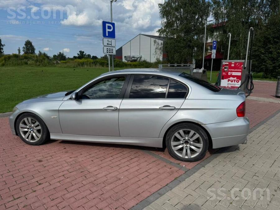 BMW 330 2005 in Jelgava, with an engine capacity of 3.00 L and mileage of 321 thousand km for 4000 €, photo 7 on AUTOMOTO.COM.LV