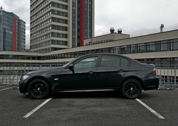 БМВ 330 2005 в Рига, объемом двигателя 3.00 л и пробегом 359 тыс. км за 7590 €, фото 3 на AUTOMOTO.COM.LV
