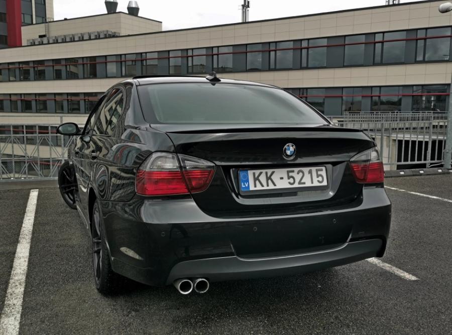 BMW 330 2005 in Riga, with an engine capacity of 3.00 L and mileage of 359 thousand km for 7590 €, photo 8 on AUTOMOTO.COM.LV