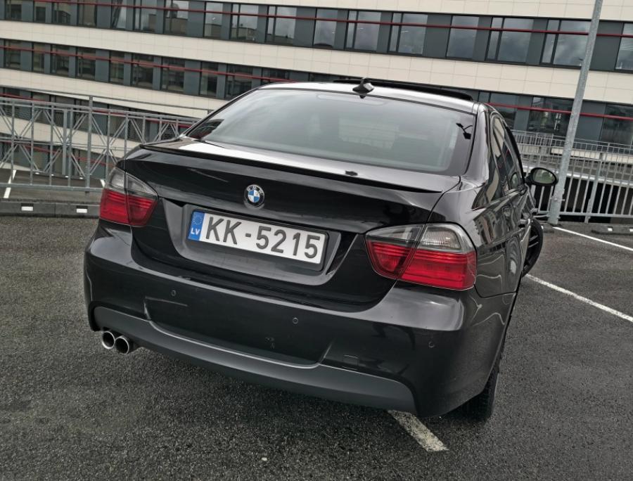 BMW 330 2005 in Riga, with an engine capacity of 3.00 L and mileage of 359 thousand km for 7590 €, photo 10 on AUTOMOTO.COM.LV