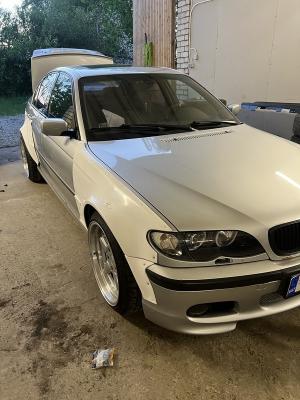 БМВ 330 2005 в Пярну, объемом двигателя 3.00 л и пробегом 300 тыс. км за 3000 €, фото 11 на AUTOMOTO.COM.LV