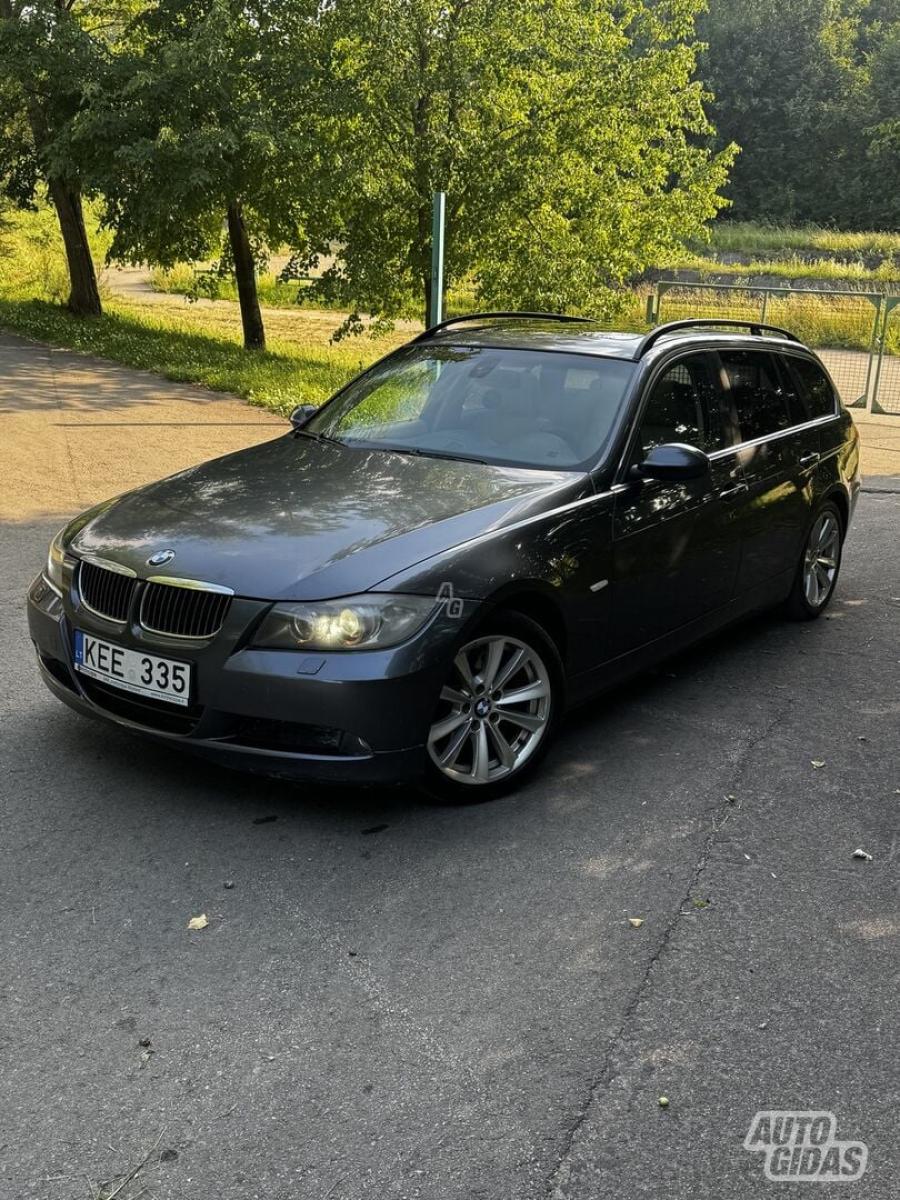 BMW 330 2005 Šauļi, ar dzinēja tilpumu 3.00 L un nobraukumu 301 tūkst. km par 2950 €, foto 1 vietnē AUTOMOTO.COM.LV