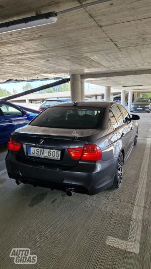BMW 330 2005 in Vilnius, with an engine capacity of 3.00 L and mileage of 359 thousand km for 5000 €, photo 8 on AUTOMOTO.COM.LV