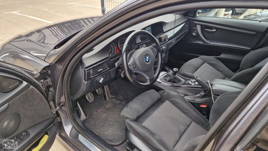 BMW 330 2005 in Vilnius, with an engine capacity of 3.00 L and mileage of 359 thousand km for 5000 €, photo 11 on AUTOMOTO.COM.LV