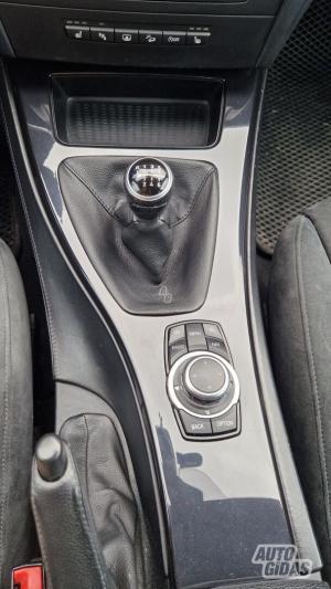 BMW 330 2005 in Vilnius, with an engine capacity of 3.00 L and mileage of 359 thousand km for 5000 €, photo 15 on AUTOMOTO.COM.LV