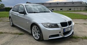 BMW 330 2005 in Panevezys, with an engine capacity of 3.00 L and mileage of 318 thousand km for 5500 €, photo 4 on AUTOMOTO.COM.LV