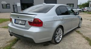 BMW 330 2005 in Panevezys, with an engine capacity of 3.00 L and mileage of 318 thousand km for 5500 €, photo 6 on AUTOMOTO.COM.LV