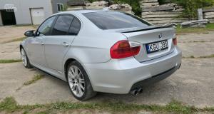 BMW 330 2005 in Panevezys, with an engine capacity of 3.00 L and mileage of 318 thousand km for 5500 €, photo 9 on AUTOMOTO.COM.LV