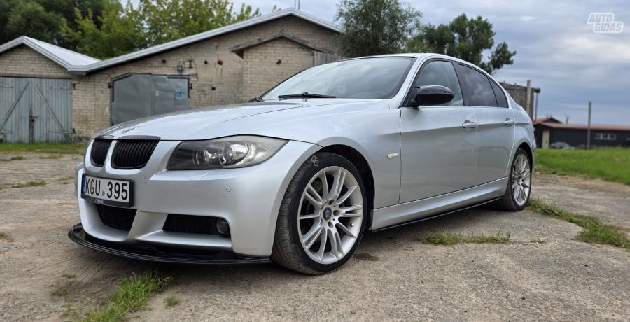 BMW 330 2005 in Panevezys, with an engine capacity of 3.00 L and mileage of 318 thousand km for 5500 €, photo 11 on AUTOMOTO.COM.LV