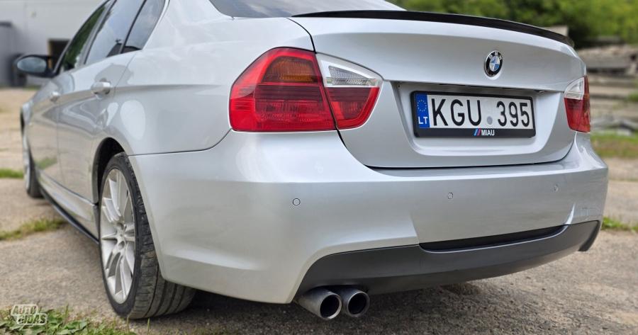 BMW 330 2005 Panevēža, ar dzinēja tilpumu 3.00 L un nobraukumu 318 tūkst. km par 5500 €, foto 12 vietnē AUTOMOTO.COM.LV