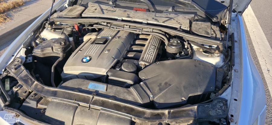 BMW 330 2005 Panevēža, ar dzinēja tilpumu 3.00 L un nobraukumu 318 tūkst. km par 5500 €, foto 16 vietnē AUTOMOTO.COM.LV
