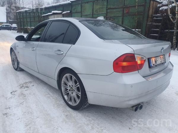 BMW 330 2006 Rīga, ar dzinēja tilpumu 3.00 L un nobraukumu 394 tūkst. km par 2250 €, foto 3 vietnē AUTOMOTO.COM.LV