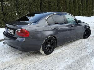 BMW 330 2006 in Kaunas, with an engine capacity of 3.00 L and mileage of 376 thousand km for 3350 €, photo 7 on AUTOMOTO.COM.LV