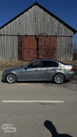 BMW 330 2006 Klaipėda, ar dzinēja tilpumu 3.00 L un nobraukumu 465 tūkst. km par 3500 €, foto 10 vietnē AUTOMOTO.COM.LV