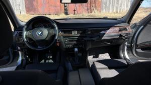 BMW 330 2006 Klaipėda, ar dzinēja tilpumu 3.00 L un nobraukumu 465 tūkst. km par 3500 €, foto 15 vietnē AUTOMOTO.COM.LV