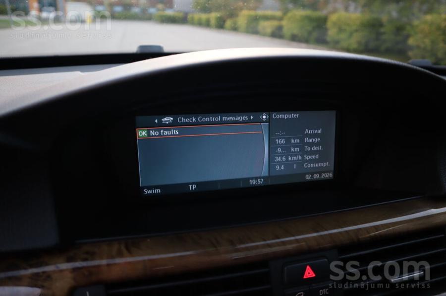 BMW 330 2006 in Riga, with an engine capacity of 3.00 L and mileage of 0 thousand km for 5990 €, photo 23 on AUTOMOTO.COM.LV