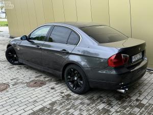БМВ 330 2007 в Каунас, объемом двигателя 3.00 л и пробегом 385 тыс. км за 3000 €, фото 4 на AUTOMOTO.COM.LV