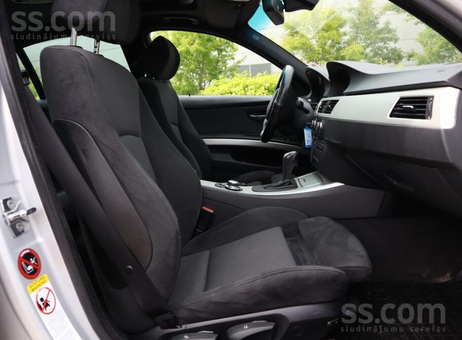 BMW 330 2007 in Riga, with an engine capacity of 3.00 L and mileage of 297 thousand km for 5990 €, photo 12 on AUTOMOTO.COM.LV