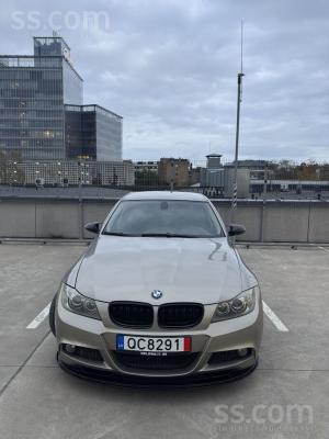 BMW 330 2007 in Riga, with an engine capacity of 3.00 L and mileage of 301 thousand km for 6600 €, photo 3 on AUTOMOTO.COM.LV