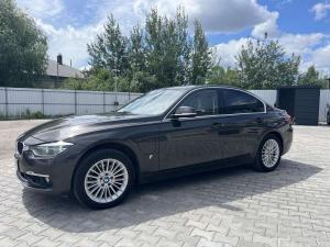 BMW 330 2016 in Kaunas, with an engine capacity of 2.00 L and mileage of 203 thousand km for 10999 €, photo 3 on AUTOMOTO.COM.LV