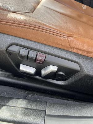 BMW 330 2016 in Kaunas, with an engine capacity of 2.00 L and mileage of 203 thousand km for 10999 €, photo 16 on AUTOMOTO.COM.LV