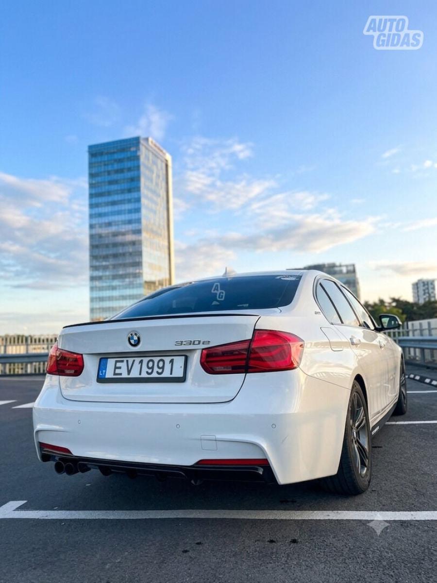 BMW 330 2016 in Vilnius, with an engine capacity of 2.00 L and mileage of 177 thousand km for 13999 €, photo 8 on AUTOMOTO.COM.LV