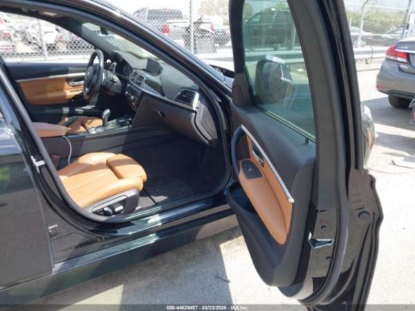 BMW 330 2018 in Klaipeda, with an engine capacity of 0.00 L and mileage of 0 thousand km for 6500 €, photo 5 on AUTOMOTO.COM.LV