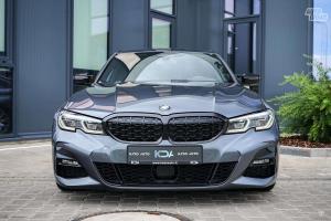 BMW 330 2019 in Kaunas, with an engine capacity of 3.00 L and mileage of 270 thousand km for 22950 €, photo 5 on AUTOMOTO.COM.LV