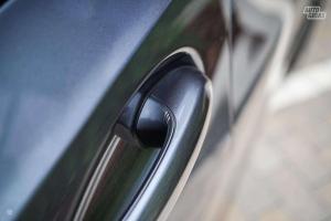 BMW 330 2019 in Kaunas, with an engine capacity of 3.00 L and mileage of 270 thousand km for 22950 €, photo 9 on AUTOMOTO.COM.LV