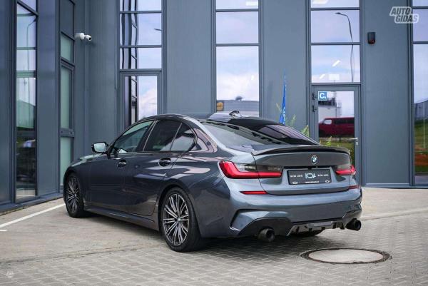 BMW 330 2019 in Kaunas, with an engine capacity of 3.00 L and mileage of 270 thousand km for 22950 €, photo 9 on AUTOMOTO.COM.LV