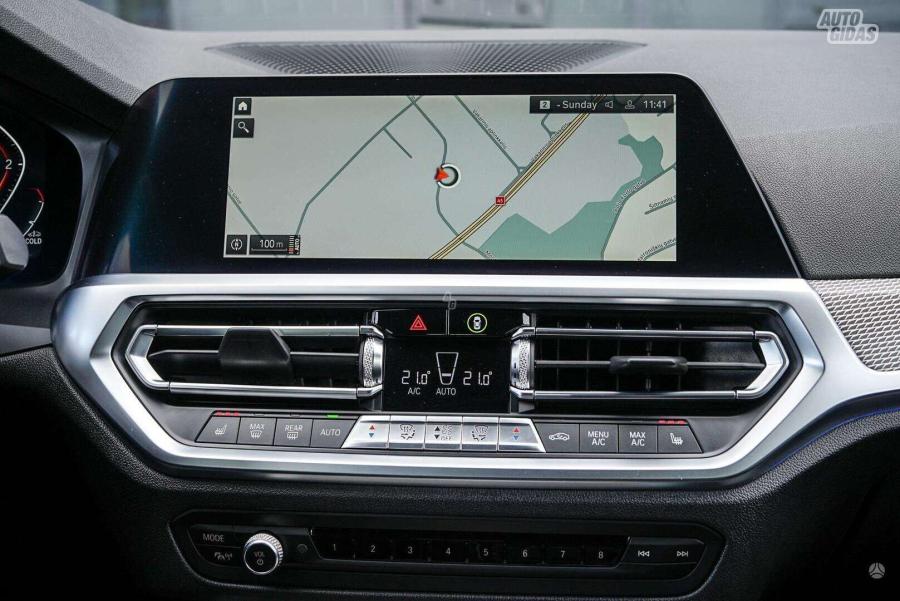 BMW 330 2019 in Kaunas, with an engine capacity of 3.00 L and mileage of 270 thousand km for 22950 €, photo 22 on AUTOMOTO.COM.LV