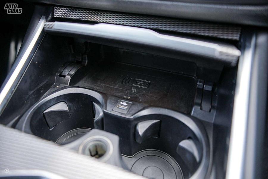 BMW 330 2019 in Kaunas, with an engine capacity of 3.00 L and mileage of 270 thousand km for 22950 €, photo 24 on AUTOMOTO.COM.LV