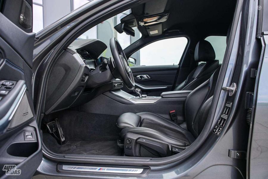 BMW 330 2019 in Kaunas, with an engine capacity of 3.00 L and mileage of 270 thousand km for 22950 €, photo 26 on AUTOMOTO.COM.LV