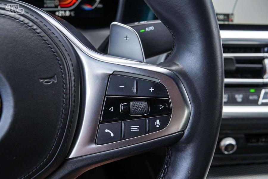 BMW 330 2019 in Kaunas, with an engine capacity of 3.00 L and mileage of 270 thousand km for 22950 €, photo 30 on AUTOMOTO.COM.LV