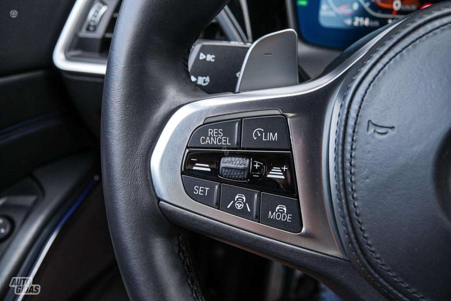 BMW 330 2019 in Kaunas, with an engine capacity of 3.00 L and mileage of 270 thousand km for 22950 €, photo 31 on AUTOMOTO.COM.LV