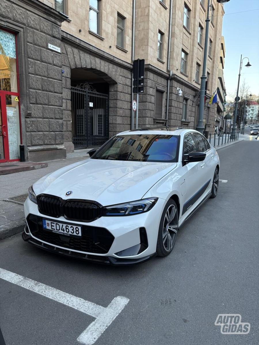BMW 330 2021 in Vilnius, with an engine capacity of 2.00 L and mileage of 49 thousand km for 27900 €, photo 3 on AUTOMOTO.COM.LV