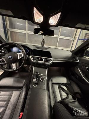 BMW 330 2021 in Vilnius, with an engine capacity of 2.00 L and mileage of 49 thousand km for 27900 €, photo 15 on AUTOMOTO.COM.LV