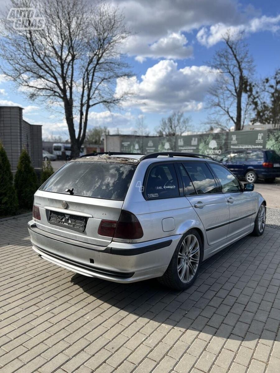 BMW 330 2002 in Kaunas, with an engine capacity of 3.00 L and mileage of 390 thousand km for 999 €, photo 4 on AUTOMOTO.COM.LV