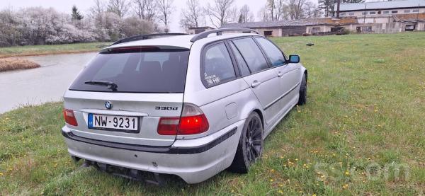 BMW 330 2002 Saldus, ar dzinēja tilpumu 3.00 L un nobraukumu 444 tūkst. km par 2000 €, foto 5 vietnē AUTOMOTO.COM.LV