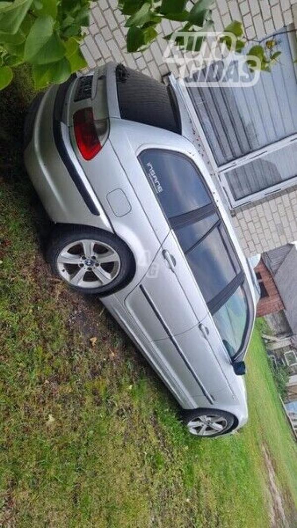 BMW 330 2002 Varėna, ar dzinēja tilpumu 3.00 L un nobraukumu 1000 tūkst. km par 1500 €, foto 3 vietnē AUTOMOTO.COM.LV