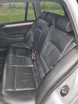 BMW 330 2003 in Daugavpils, with an engine capacity of 3.00 L and mileage of 370 thousand km for 2100 €, photo 14 on AUTOMOTO.COM.LV