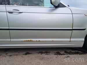 BMW 330 2003 in Daugavpils, with an engine capacity of 3.00 L and mileage of 370 thousand km for 2100 €, photo 16 on AUTOMOTO.COM.LV